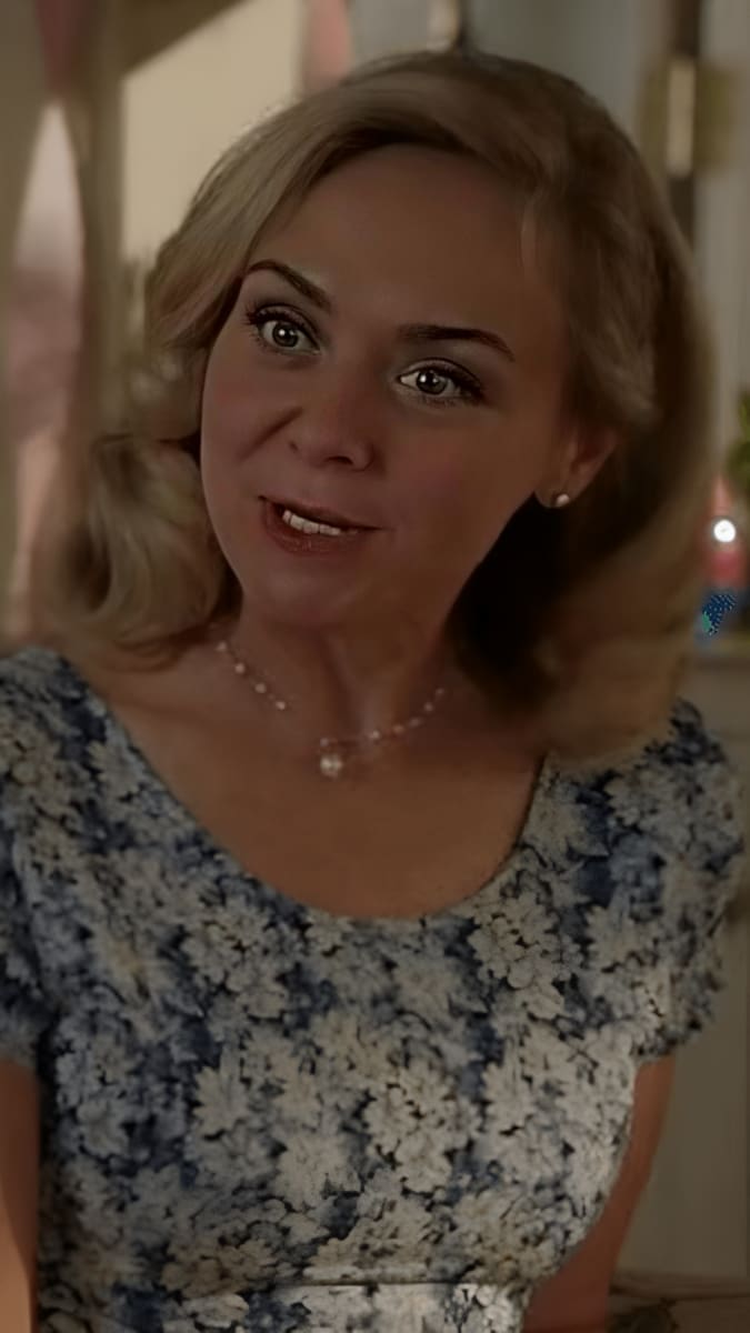 Georgie & Mandy's First Marriage: Cast & Character Guide