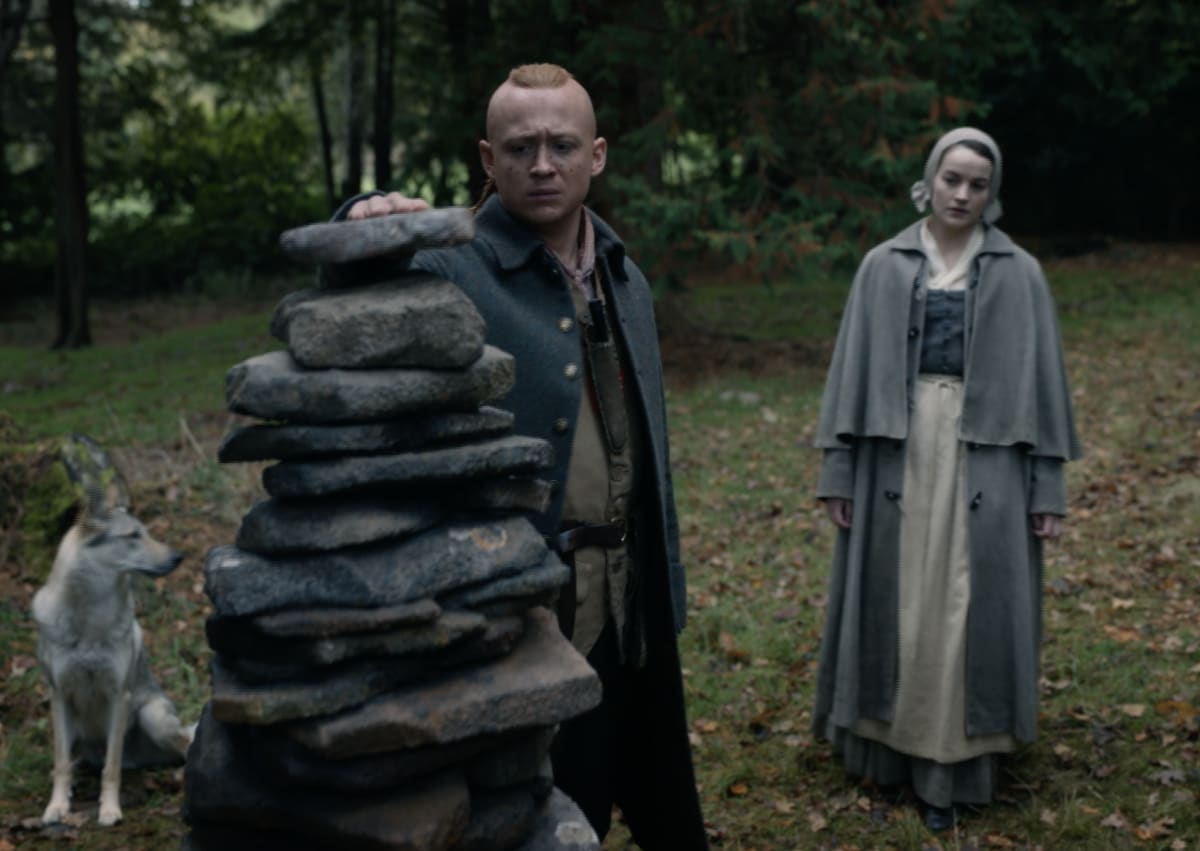 Outlander Season 7 Part 2 Teases a Shocking Turn for Claire & Jamie ...