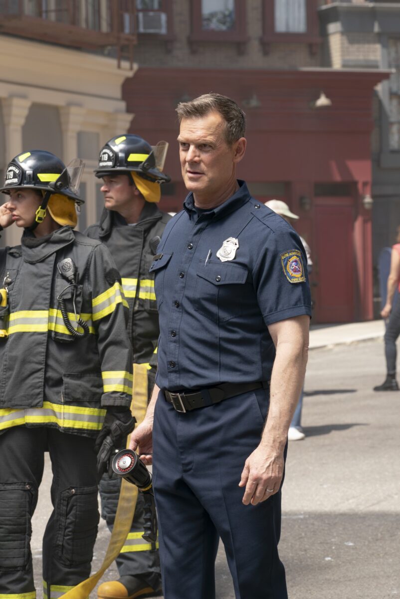 Bee-nado and Beyond: Peter Krause Talks '9-1-1' Season 8's Thrilling ...