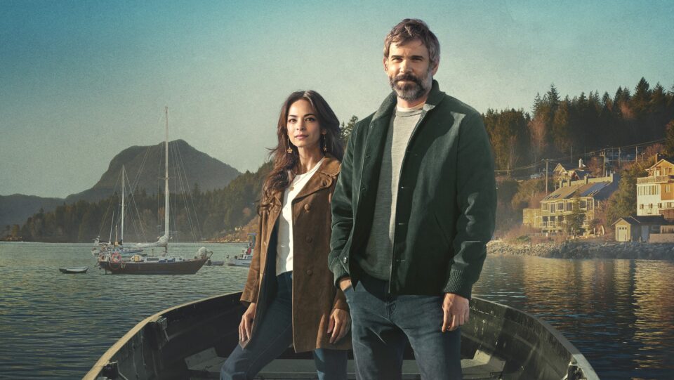Murder in a Small Town's Rossif Sutherland & Kristin Kreuk Tease Karl and Cassandra's ...