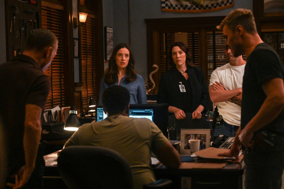 Chicago PD Season 12 Episode 4's Case Leads to Exciting Voight ...