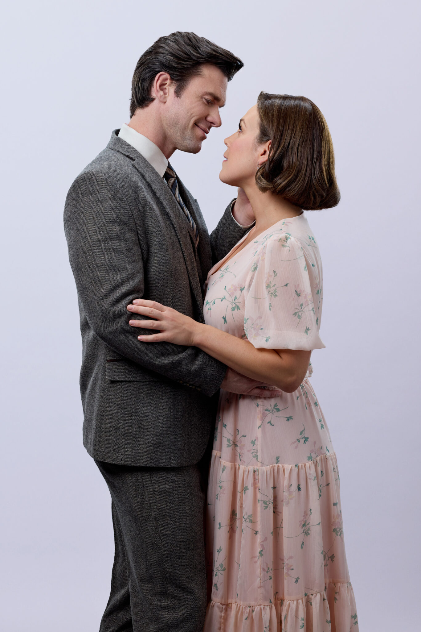 When Calls the Heart Season 12 Features Ritzy Romance and Modern ...