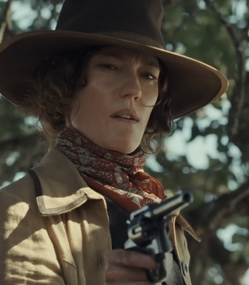 Jennifer Carpenter on Joining 1923 and Becoming a U.S. Marshal in the ...