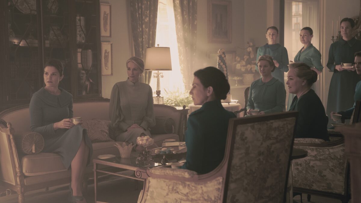 You have an awesome rack. You say rack. Really?!? - TV Fanatic