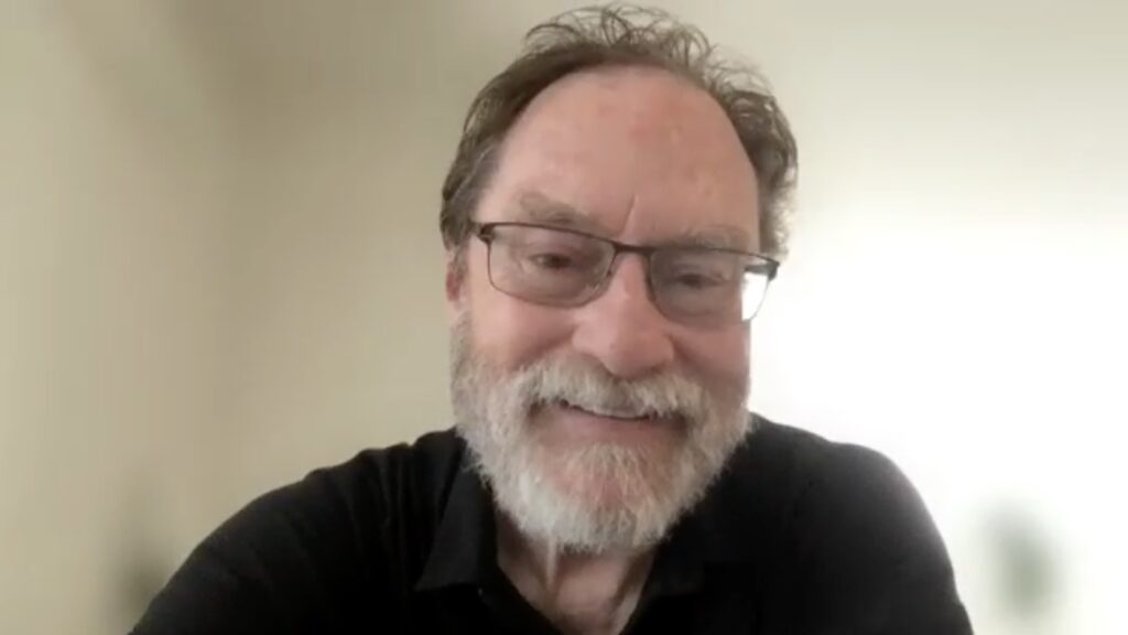 Stephen Root Brings Alien Dad Energy to Resident Alien — And It's ...