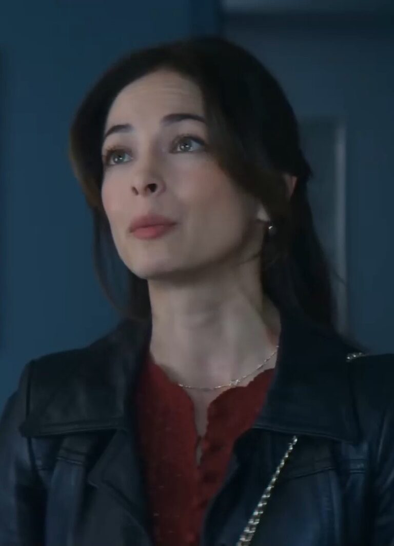 Murder in a Small Town's Kristin Kreuk & Rossif Sutherland Tease ...