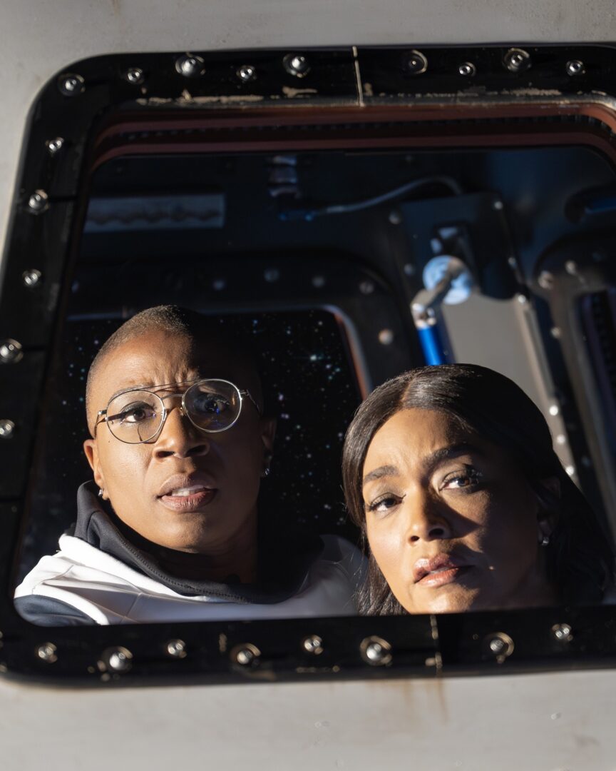 9-1-1 Season 9 Episode 4 Closes the Space Era With Athena’s Emotional Reentry - TV Fanatic