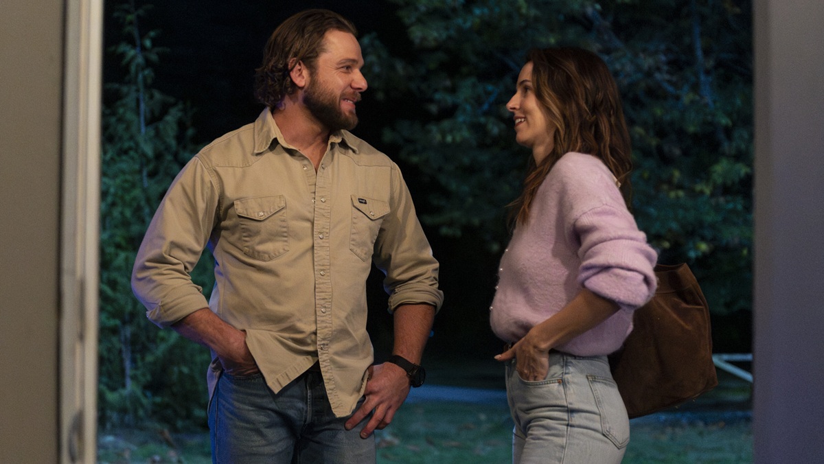 Fire Country's SEAL Team Reunion Signals Another Romantic Spark for Bode, But Is It One Flame ...