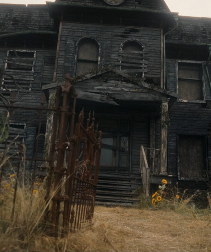 It: Welcome to Derry Season 1 Episode 4: What Does This Creepy House ...