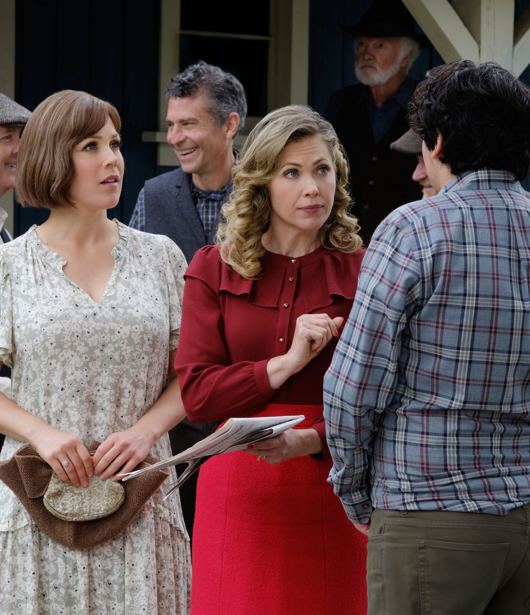 When Calls the Heart's Erin Krakow Teases Season 13, Nathan & Elizabeth ...