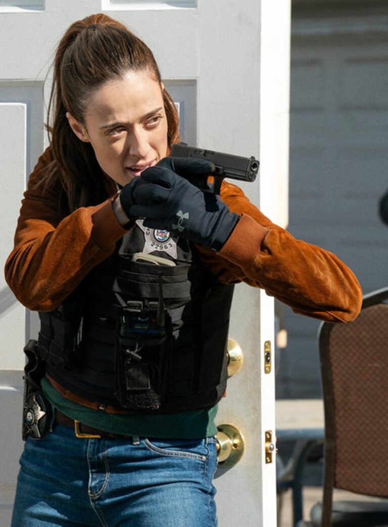 Chicago PD Season 13 Episode 9 Recap: Heroes - TV Fanatic